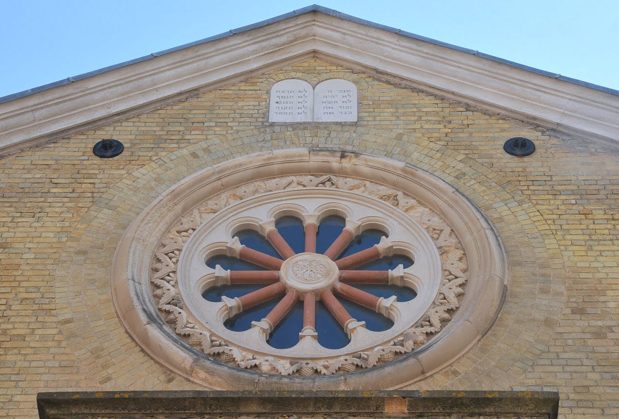 Middle Street Synagogue: Exterior Grade II | Listed buildings | My ...